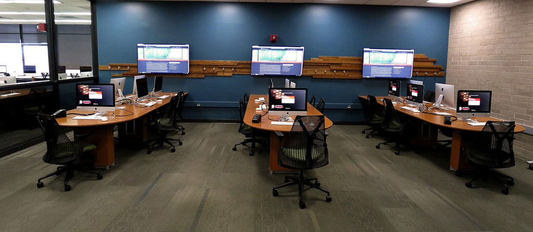 Creating Collaboration in the College Library