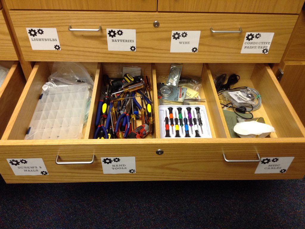Create an Amazing Low-tech Library Makerspace
