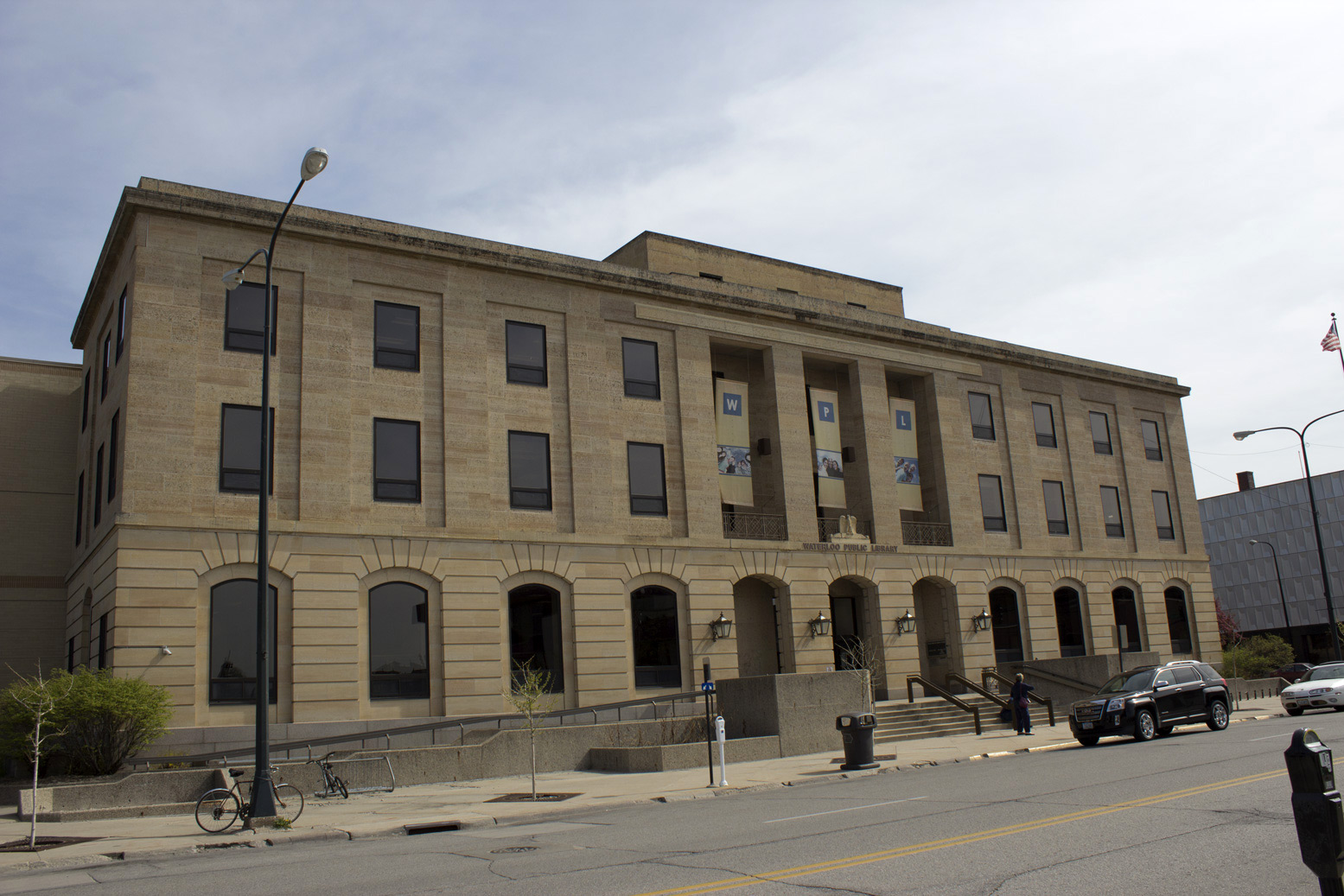 Waterloo Public Library, IA - http://demcointeriors.com