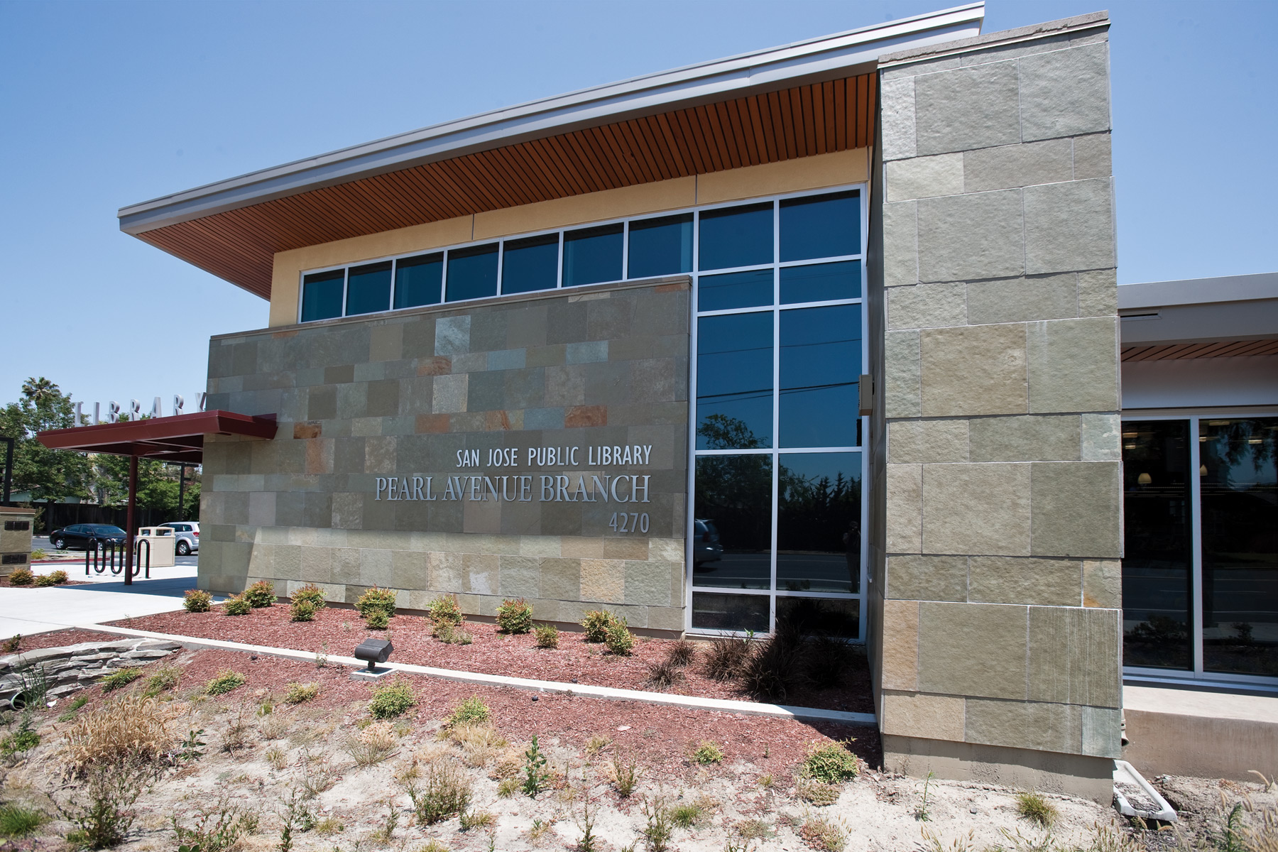 San José, Pearl Avenue Branch, CA - http://demcointeriors.com