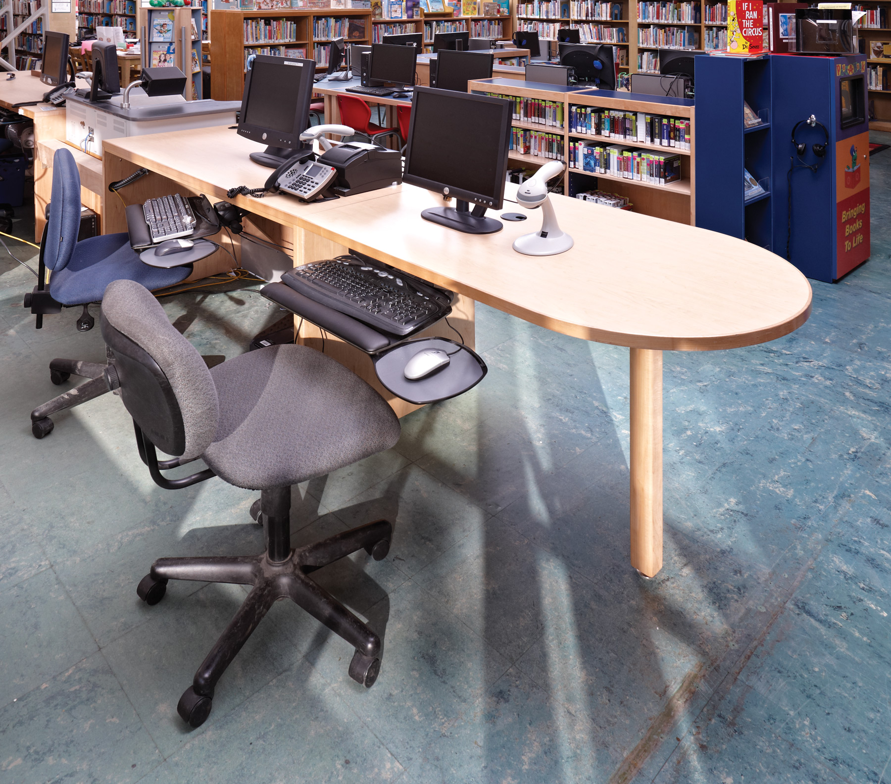 Richmond Public Library, CA - http://demcointeriors.com