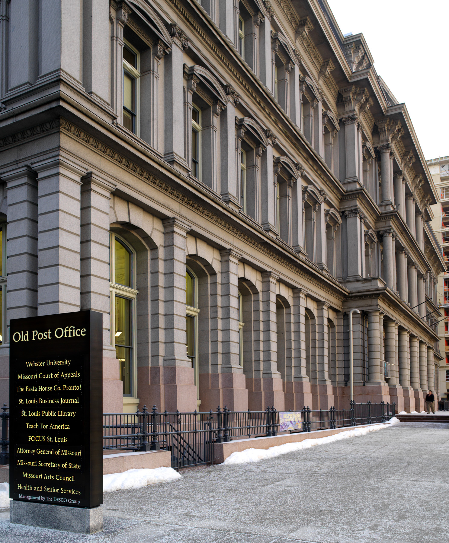 St. Louis Public Library, MO - http://demcointeriors.com