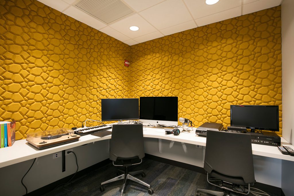 10 Questions to Plan a Library Makerspace