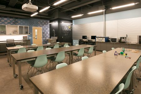 10 Questions to Plan a Library Makerspace