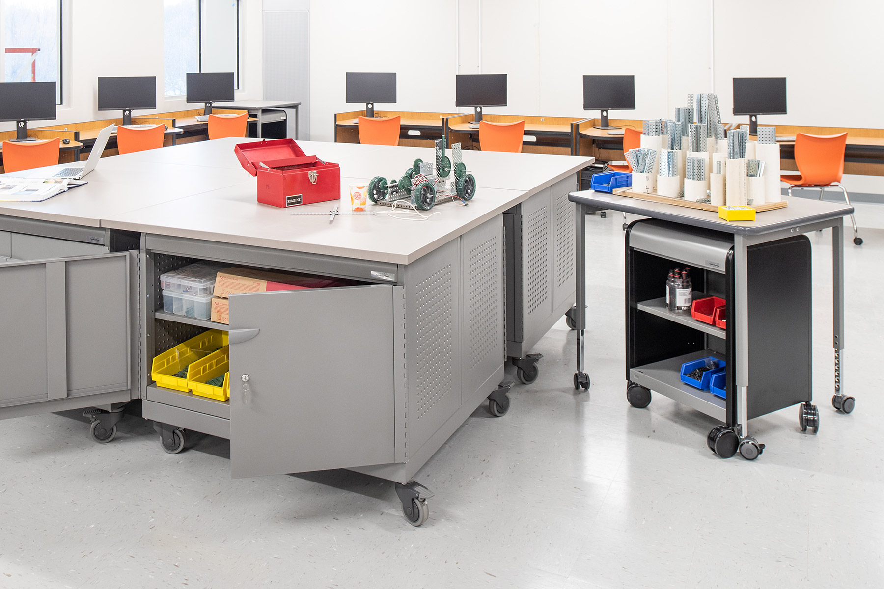 Cleveland Public School - http://demcointeriors.com